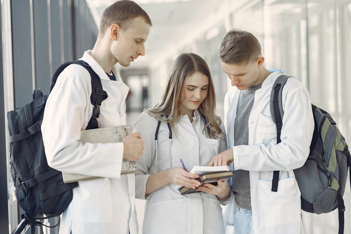 The Complete List Of Doctor Specialties and Medical Subspecialties - Dr ...